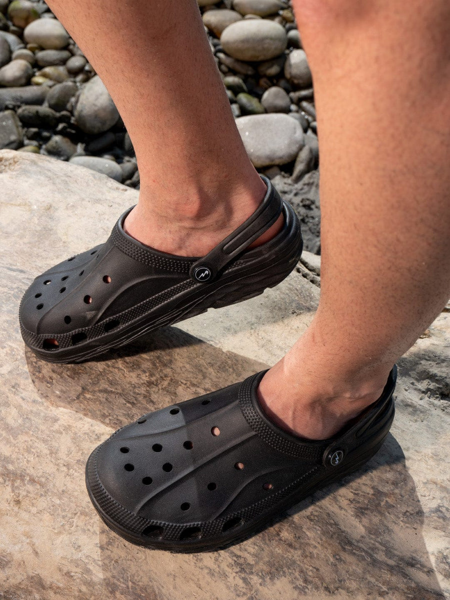 Buy GC-4003 Black Men's Clogs online | Campus Shoes